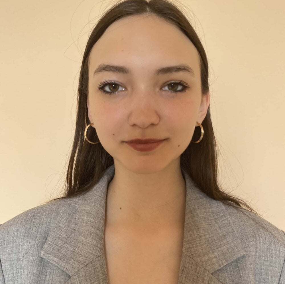 Modelo Webcam KarinMiller: Chat & Show de Sexo en Vivo Gratis | Stripchat