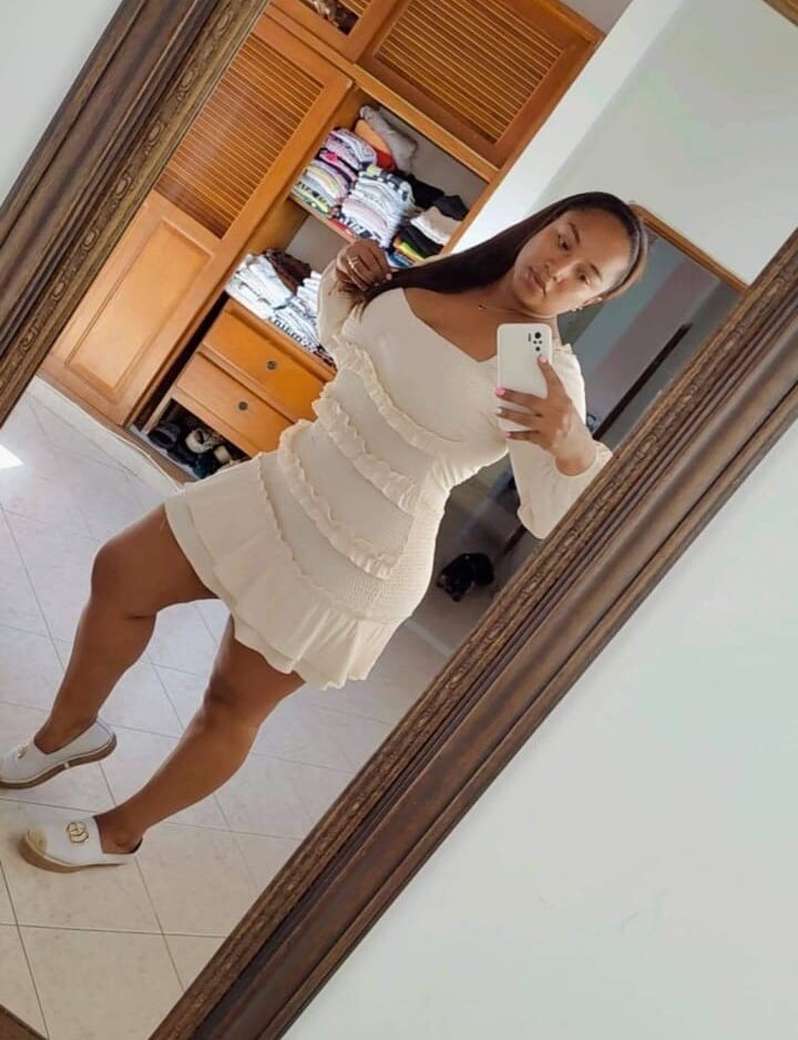 Sonia_rm主播：免费直播性爱表演和聊天 | Stripchat