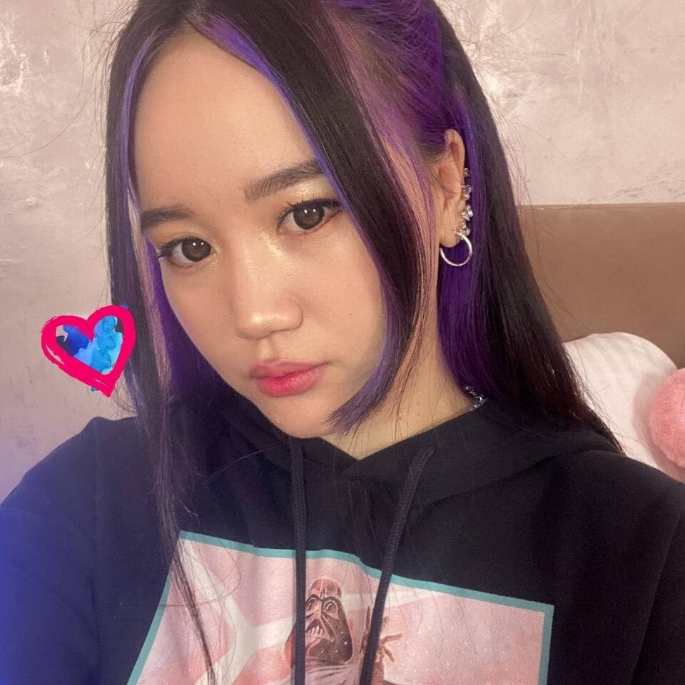 AmiliYan主播：免费直播性爱表演和聊天 | Stripchat