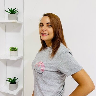 Samara_gill Cam Model Profile | Stripchat