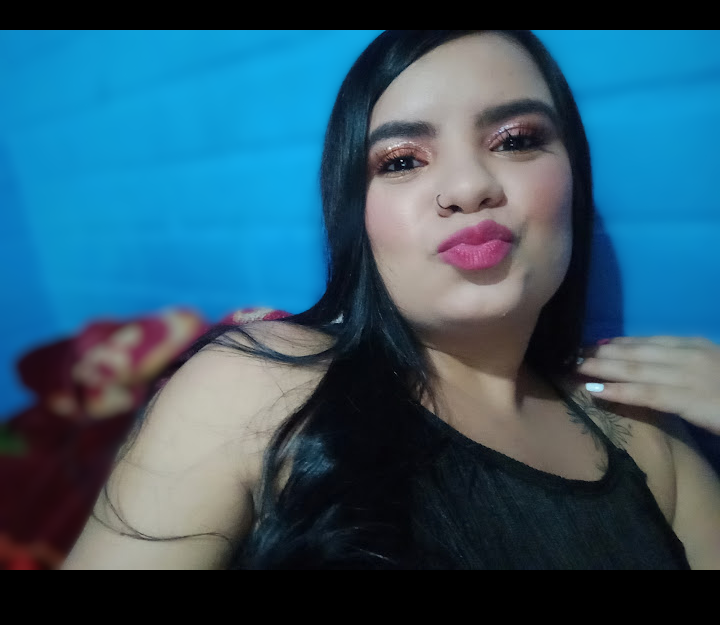 Sharol_17 Free Live Webcam Show & XXX Chat | xHamsterLive