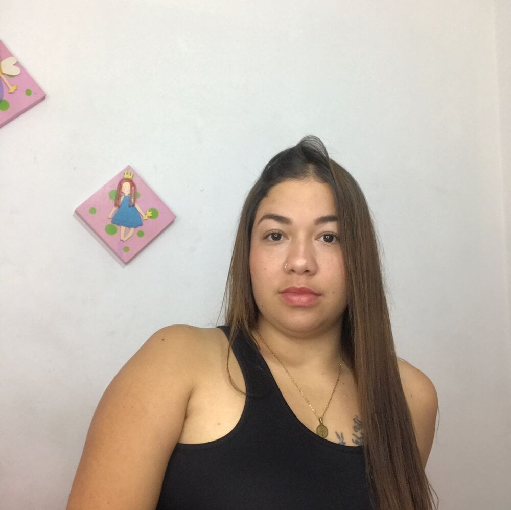 Ariana__smith_ Free Live Webcam Show & XXX Chat | xHamsterLive