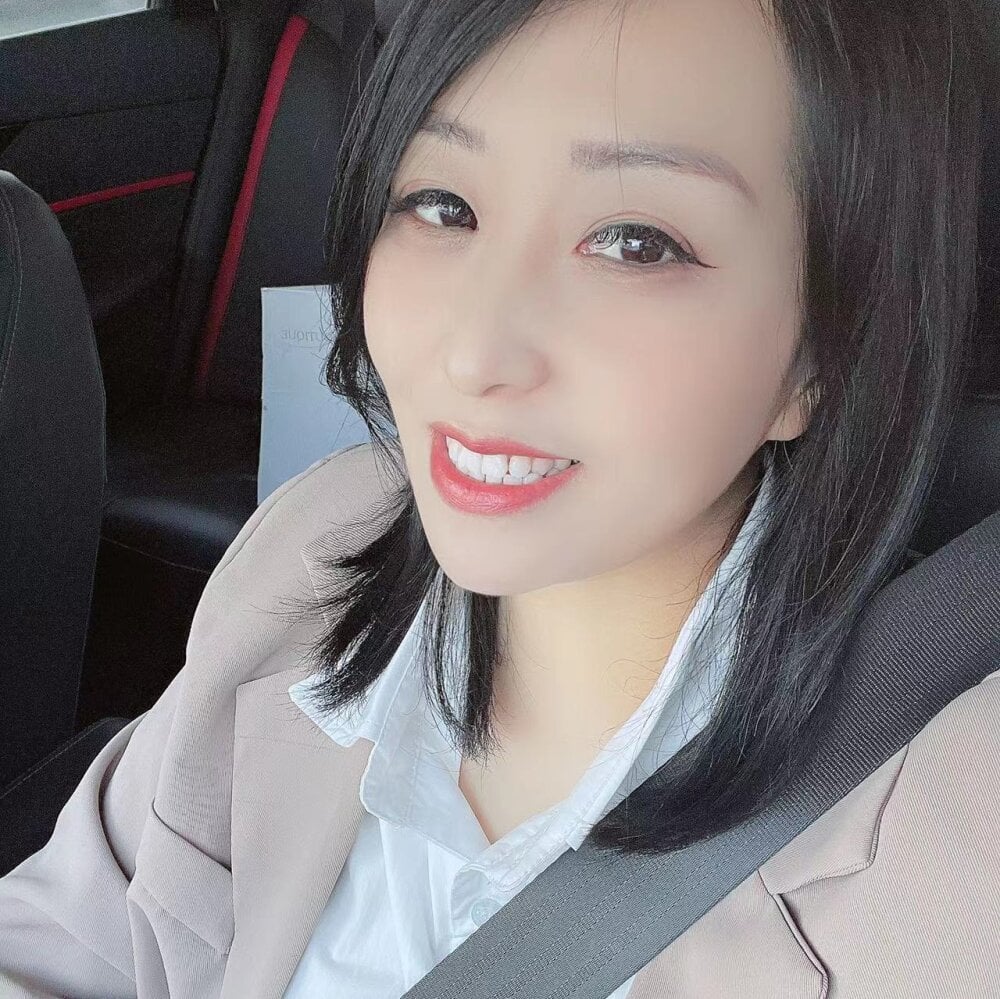 CC_521 Cam Model Profile | Stripchat