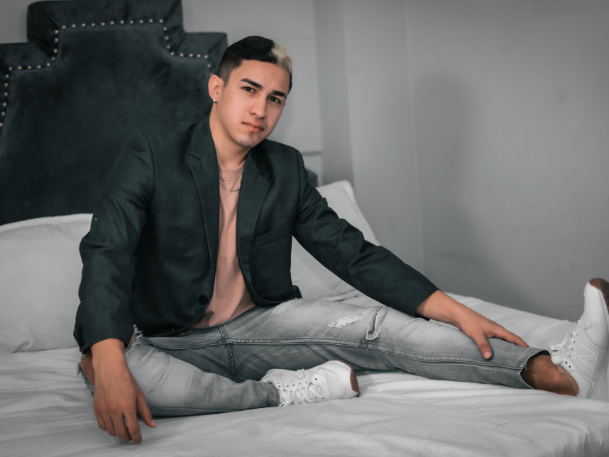 David_Rich_主播：免费直播性爱表演和聊天 | Stripchat