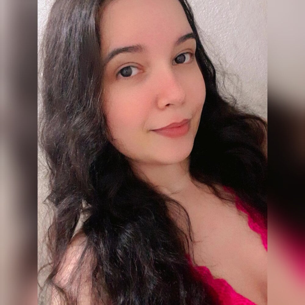 Aninhaasafadinha Webcam Model Profile | xHamsterLive