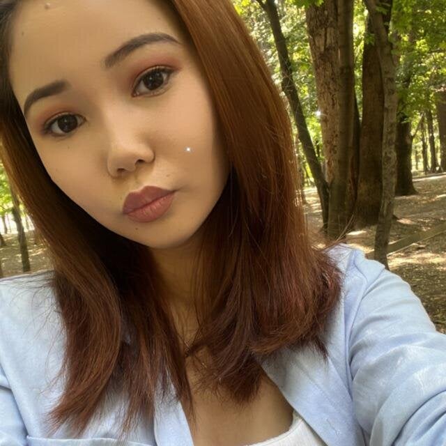 Lorelay_swiftの無料ライブウェブカメラショー＆XXXチャット | xHamsterLive