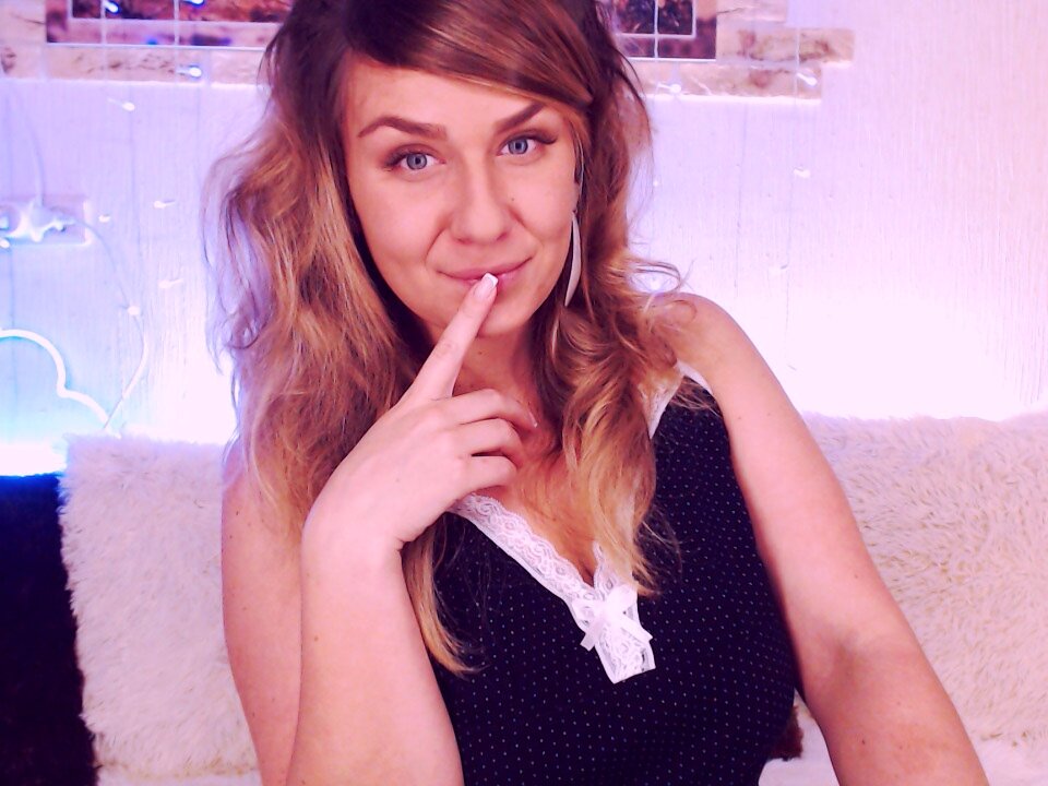 Show modela JessicaWise na kameri: besplatni seks show i chat | Stripchat