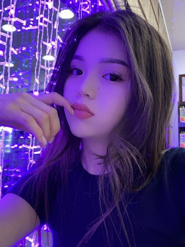 Aisaria含裸照的性感照片墙 | Stripchat