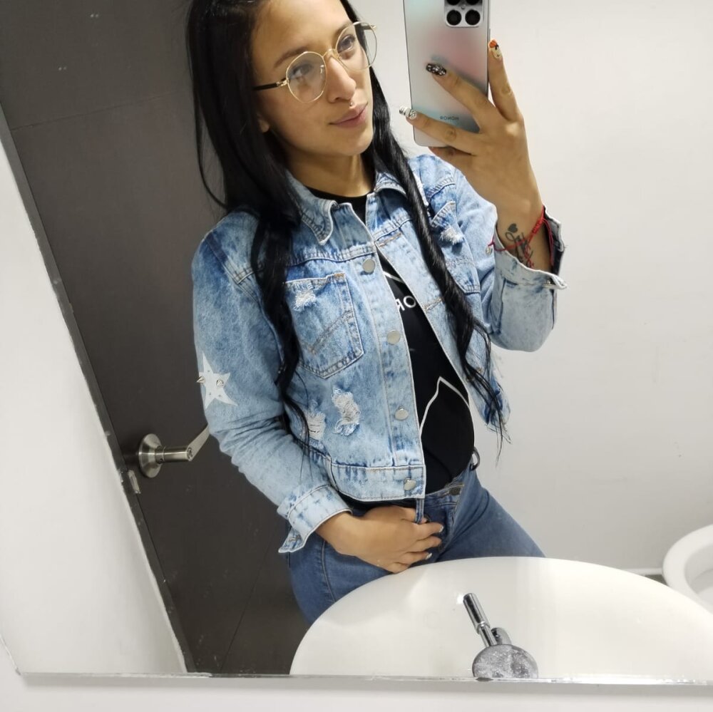 Miia Thompson S Nude Super Chat Free Adult Cams Live Sex Chat