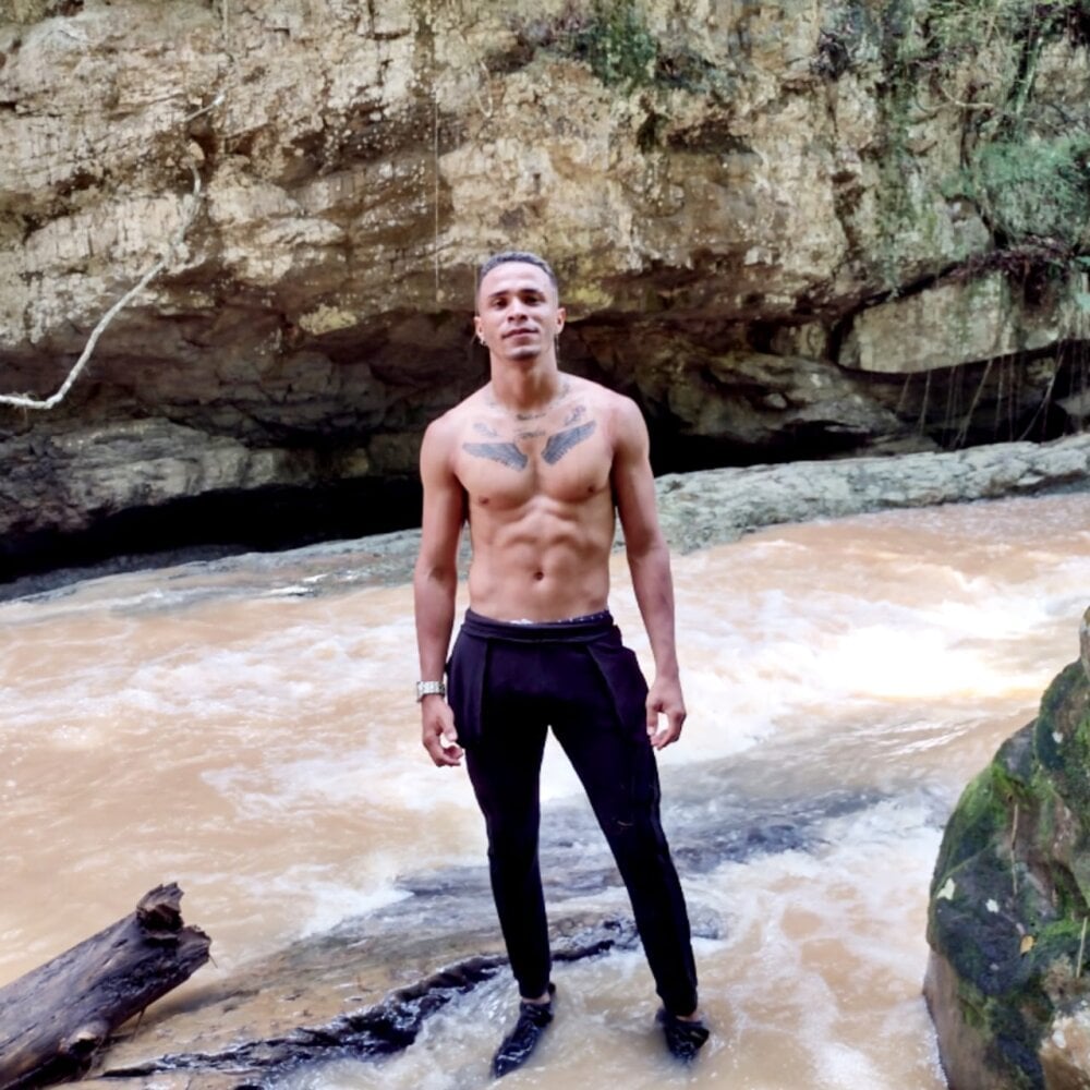 Mile-sami Cam Model Profile | Stripchat