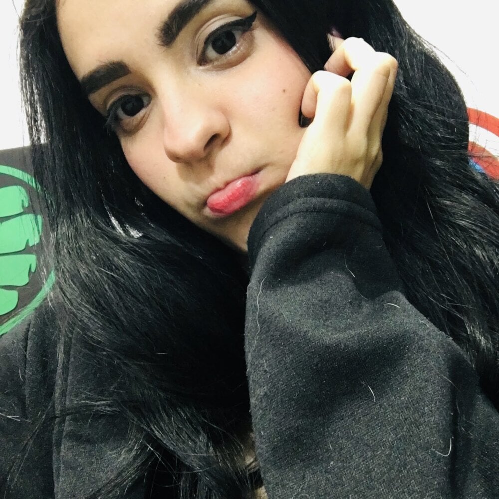 Robin-kai主播简介 | Stripchat