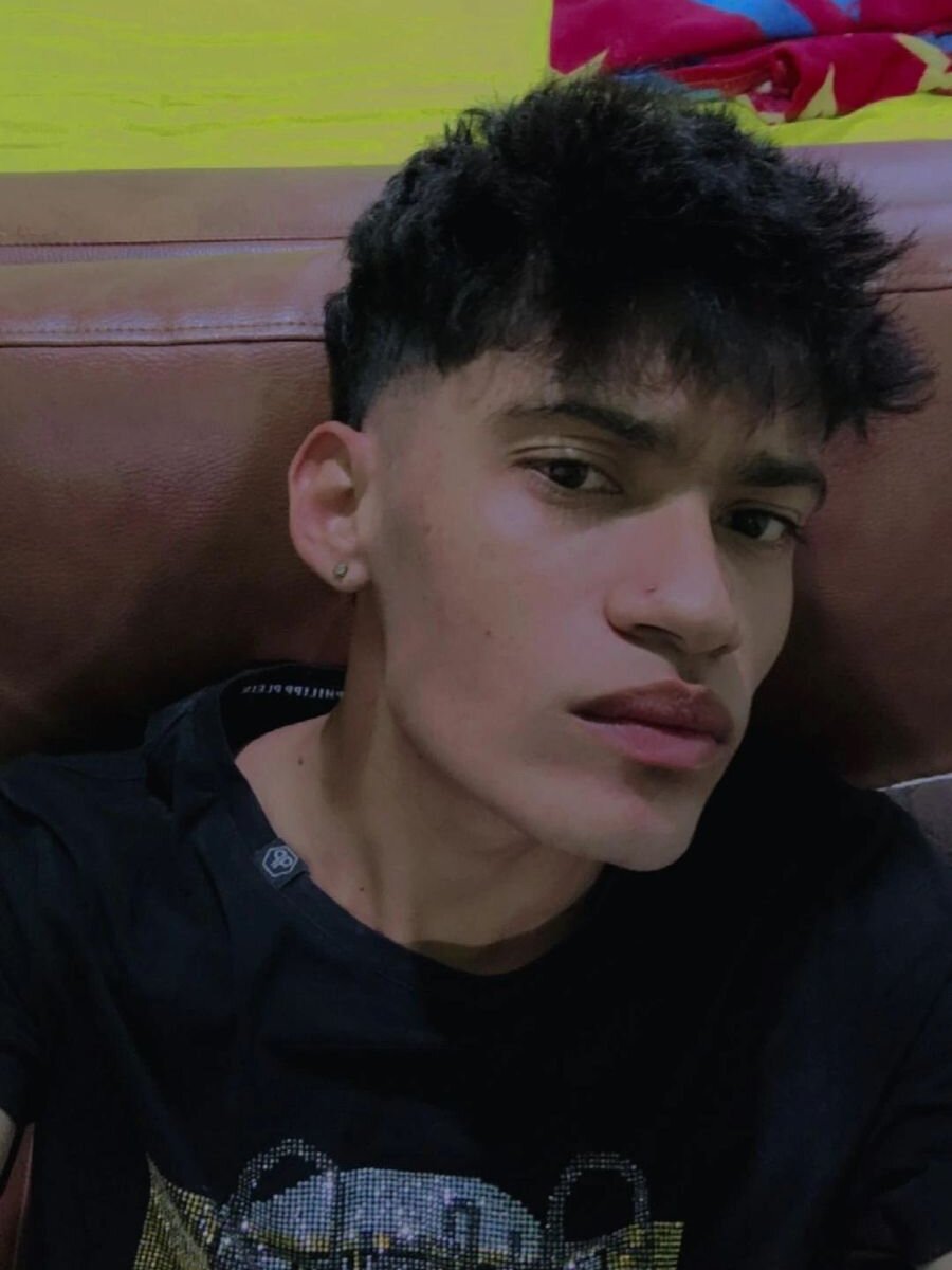 Ly_ke_all Webcam Model Profile | xHamsterLive