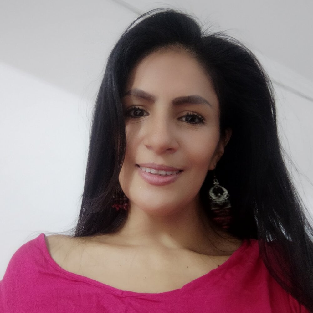 Tatis_sexy_ Webcam Model Profile | superchatlive