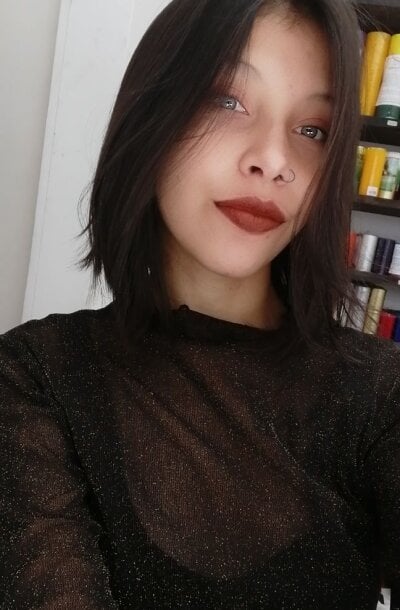 Vera_coco主播：免费直播性爱表演和聊天 | Stripchat