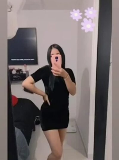 Modelo Webcam Alisson_devis: Chat & Show de Sexo en Vivo | Stripchat