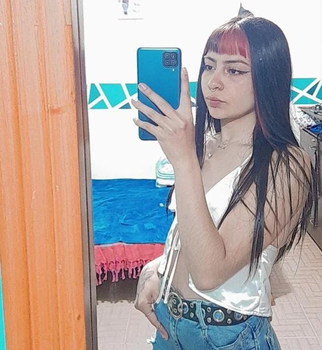 _molly18_ Free Live Webcam Show & XXX Chat | xHamsterLive