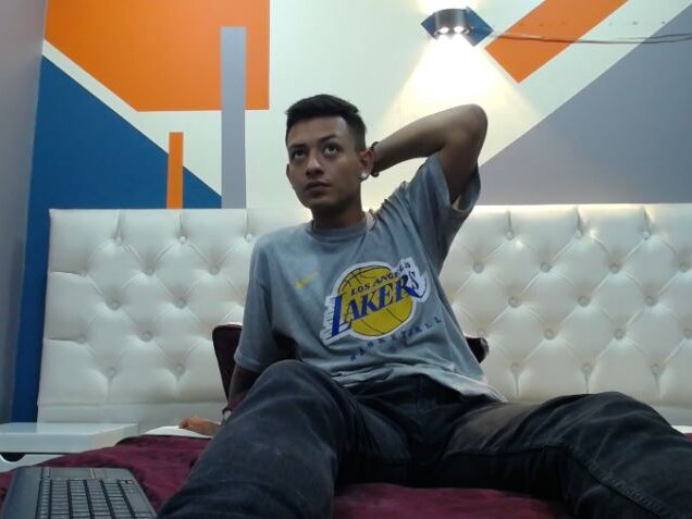 King_Andrius Free Live Webcam Show & XXX Chat | xHamsterLive