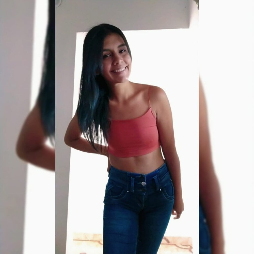 Diana-torres Cam Model: Free Live Sex Show & Chat | Stripchat