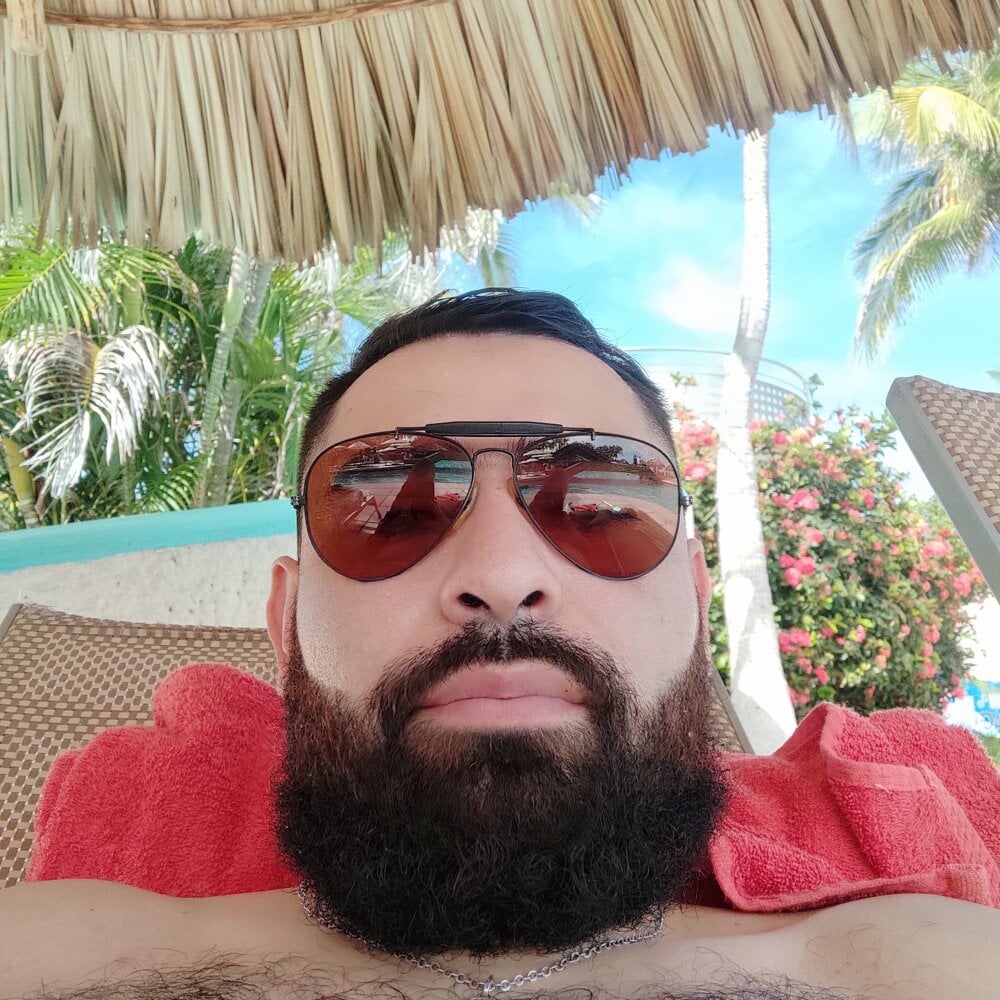 Ever_Magnus Free Live Webcam Show & XXX Chat | xHamsterLive