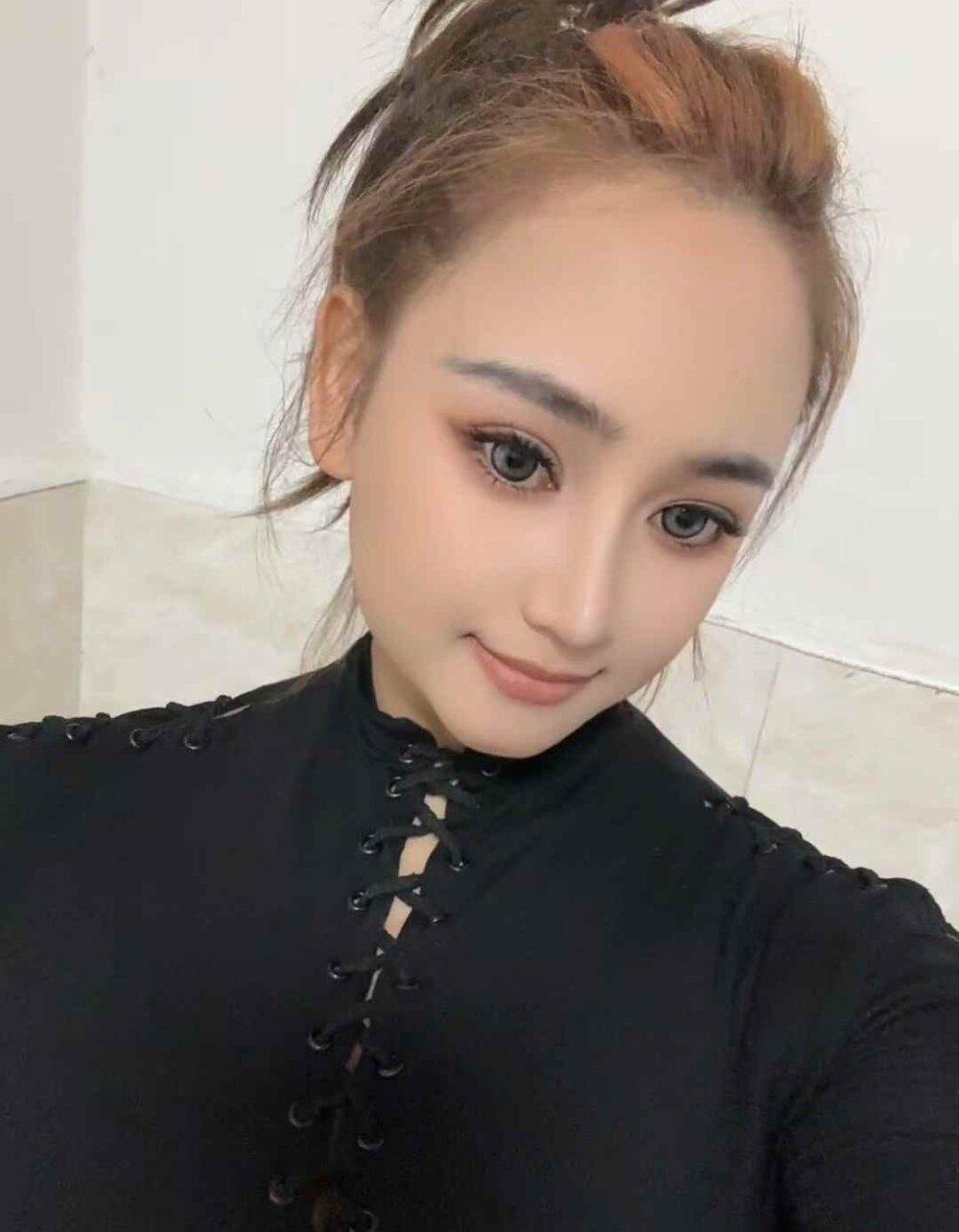 FeiFei-168主播：免费直播性爱表演和聊天 | Stripchat