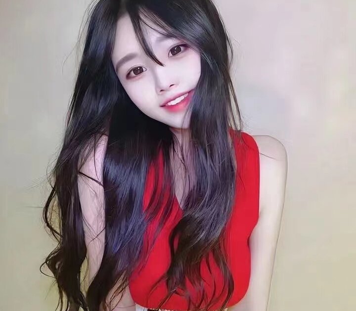 18-XIAOWEN含裸照的性感照片墙 | Stripchat