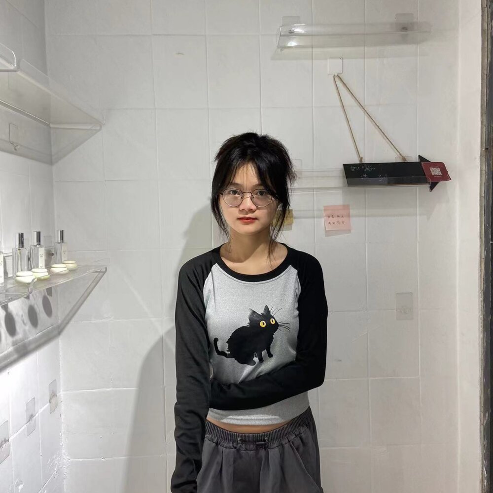 Jinjin-yydsのキャストのプロフィール | xHamsterLive