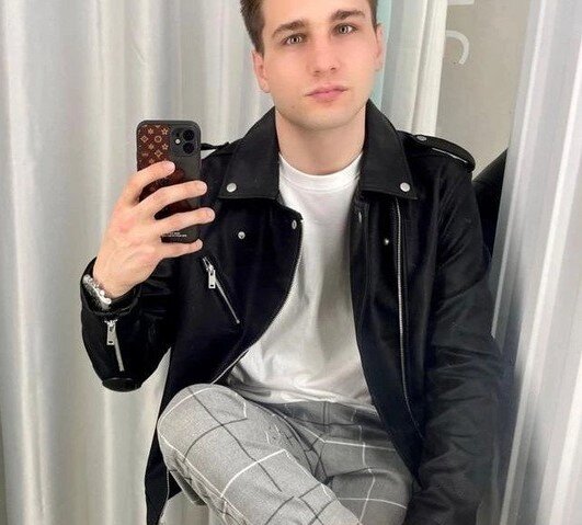 Kail_Stone Free Live Webcam Show & XXX Chat | xHamsterLive