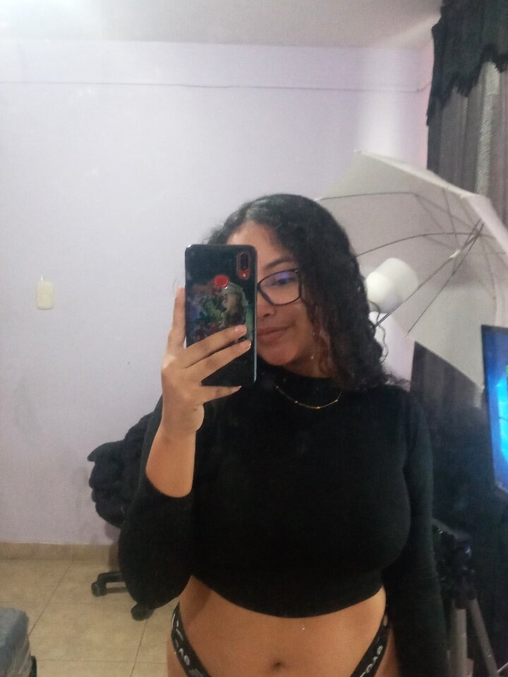 Modelo Webcam Zephir Latin Chat And Show De Sexo En Vivo Stripchat