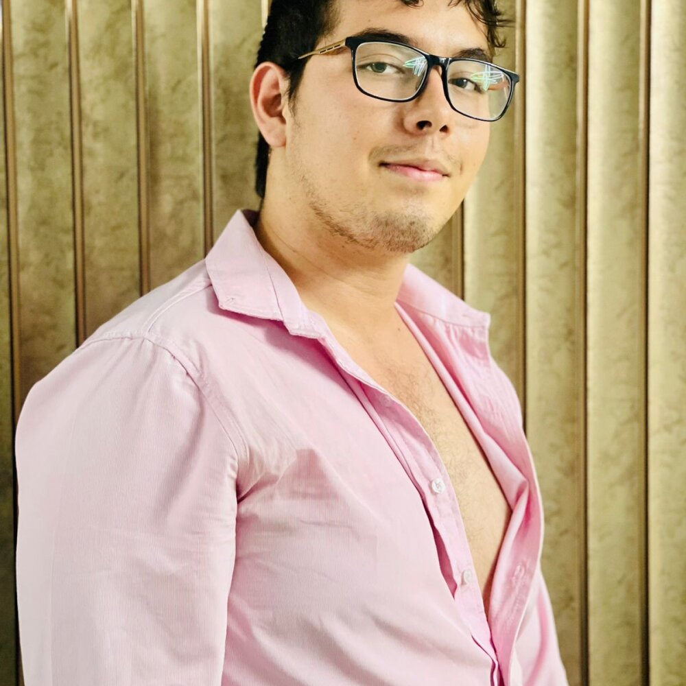 Matt_castillo Free Live Webcam Show & XXX Chat | xHamsterLive