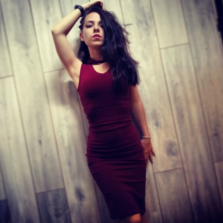 Dina_shi_19 Webcam Model Profile | xHamsterLive