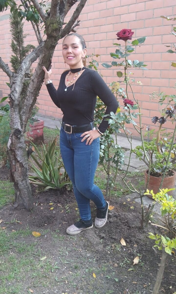 Sharlot_miller08 Cam Model: Free Live Sex Show & Chat | Stripchat