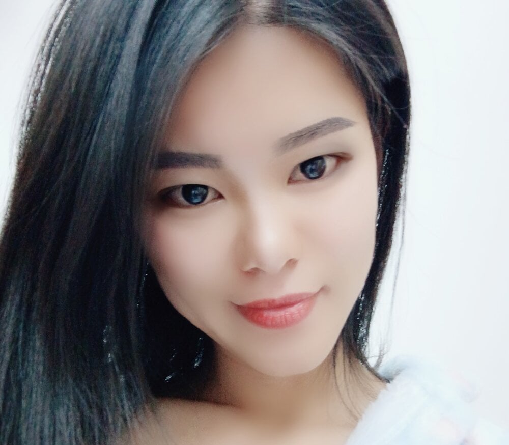 Cute_bb主播简介 | Stripchat