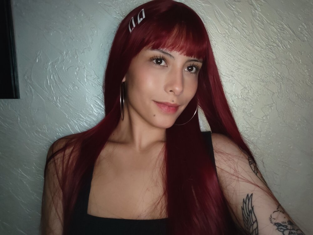 Goddess_aliah主播：免费直播性爱表演和聊天 | Stripchat