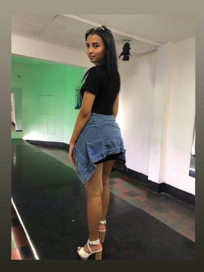 Modelo Webcam Nikol_evances: Chat & Show de Sexo en Vivo | Stripchat