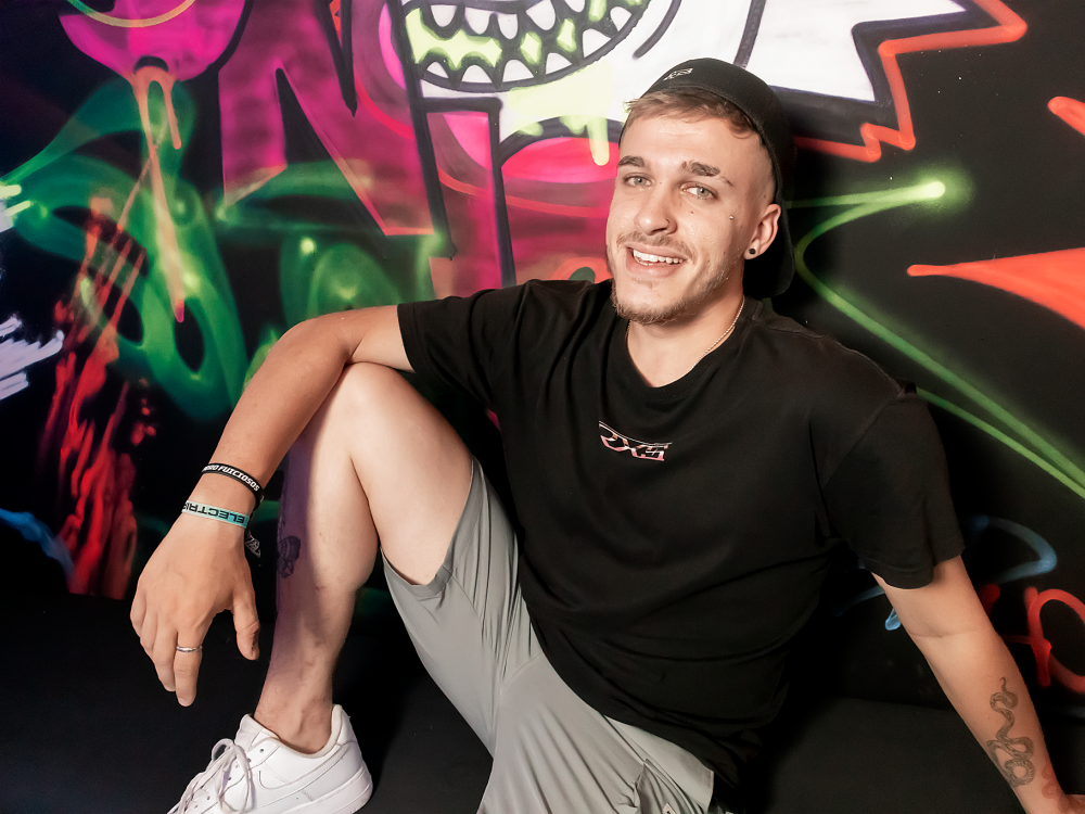 Vídeos XXX y shows de cámaras en directo de Keane_lee | xHamsterLive