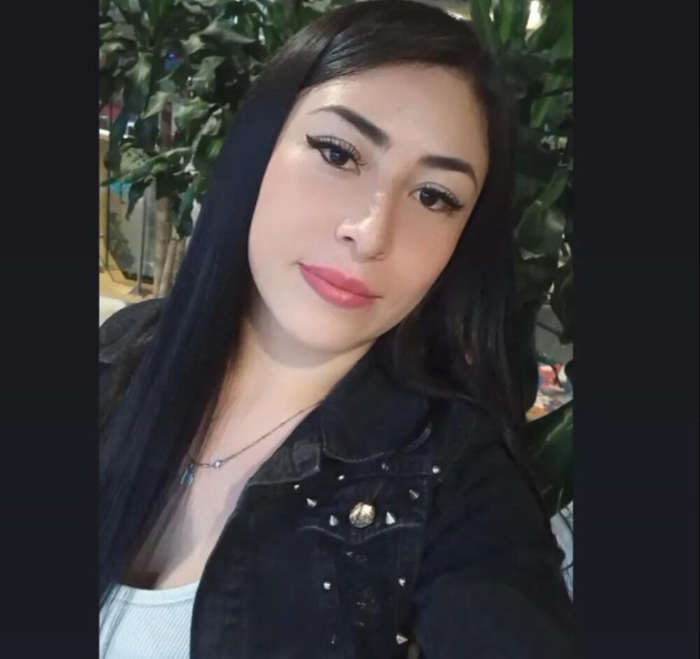 Modelo Webcam Sofi_Vega_: Chat & Show de Sexo en Vivo Gratis | Stripchat