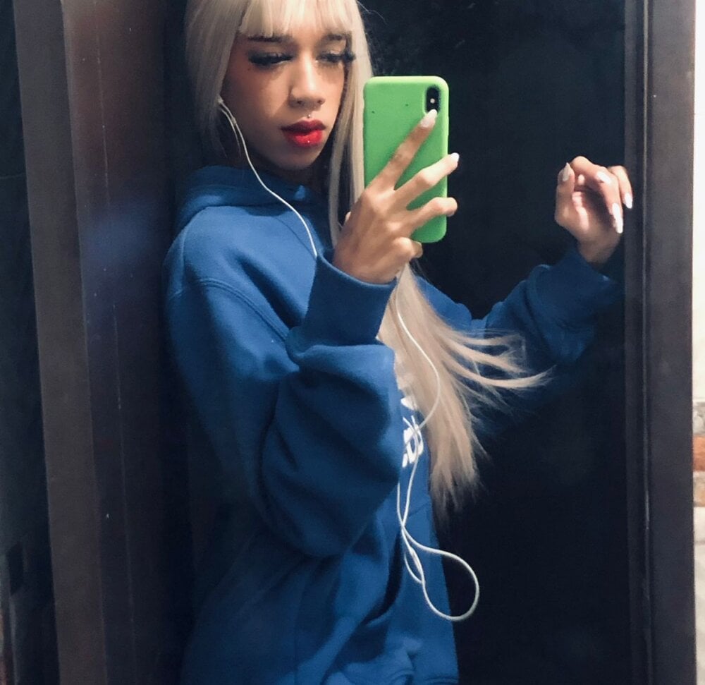 Niko_baker Cam Model: Free Live Sex Show & Chat | Stripchat