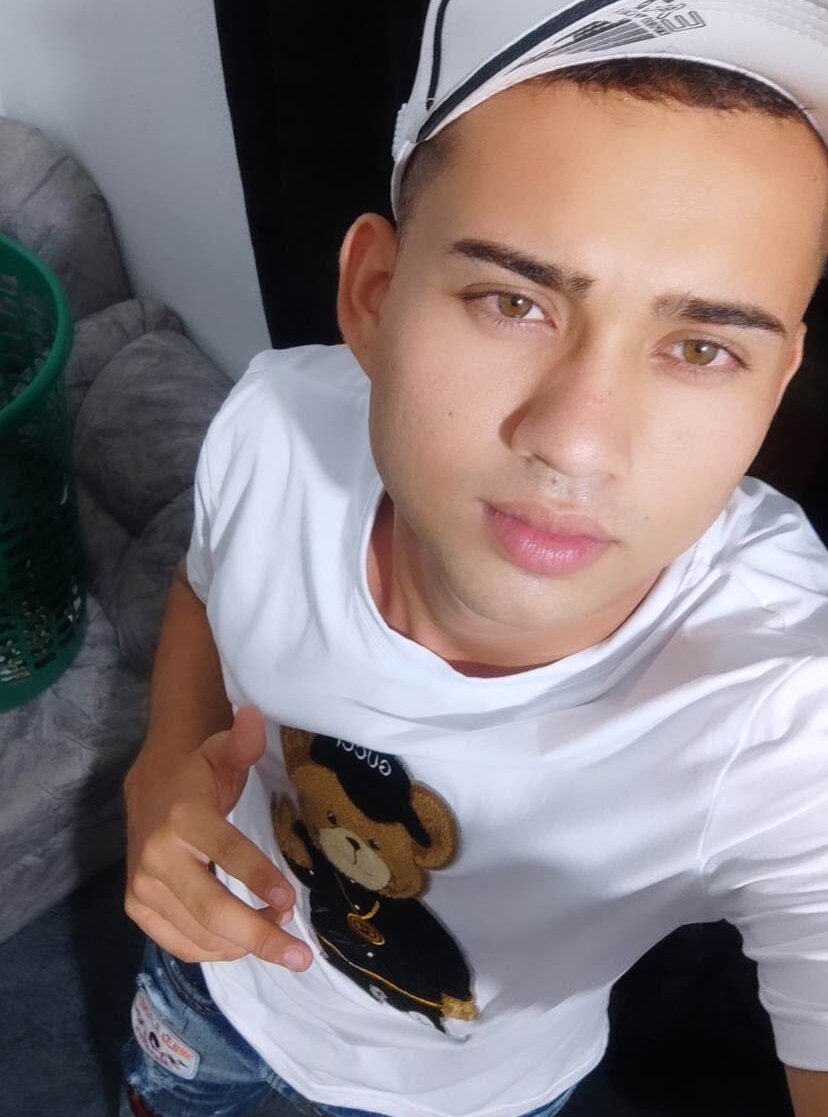 Tyler Scot のキャスト：無料のライブセックス＆チャット Stripchat