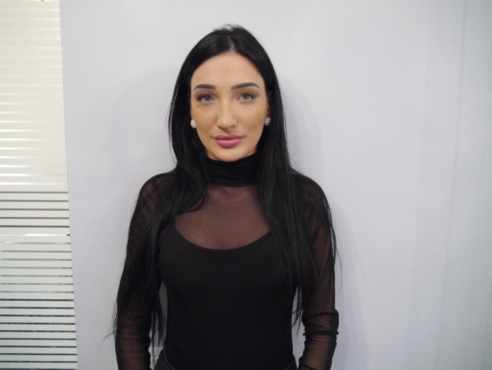 SonyaVegas主播简介 | Stripchat