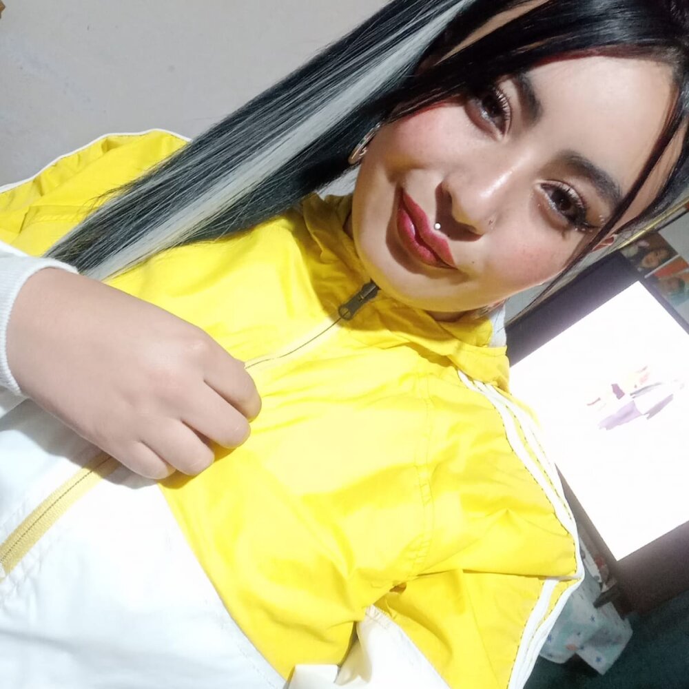 Shanina_t主播：免费直播性爱表演和聊天 | Stripchat