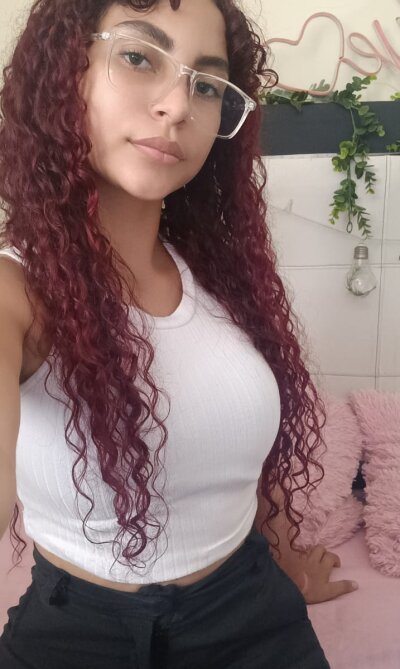 Dinella_sex1 бесплатное вебкам шоу и XXX чат | xHamsterLive