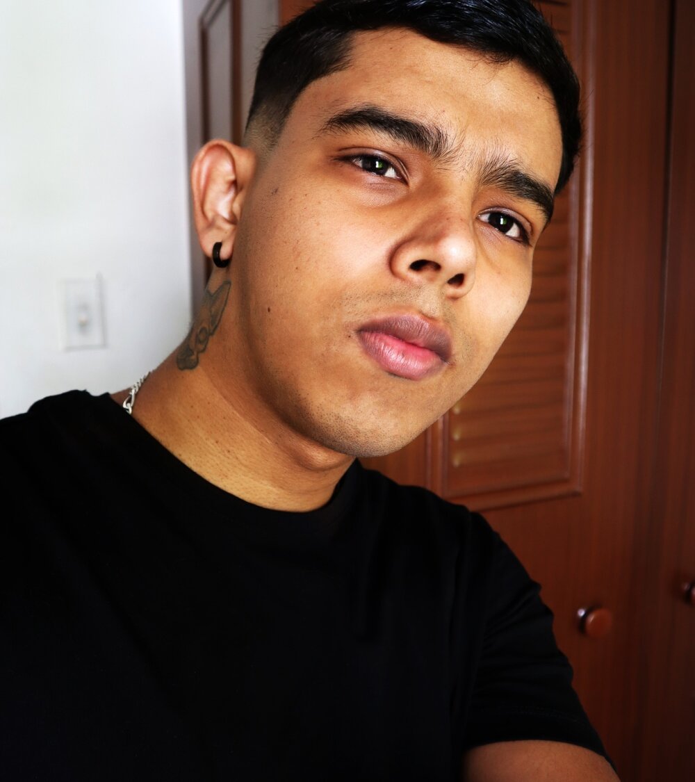 Show Webcam En Directo Gratis And Chat Porno Xxx De Snkguy1 Xhamsterlive