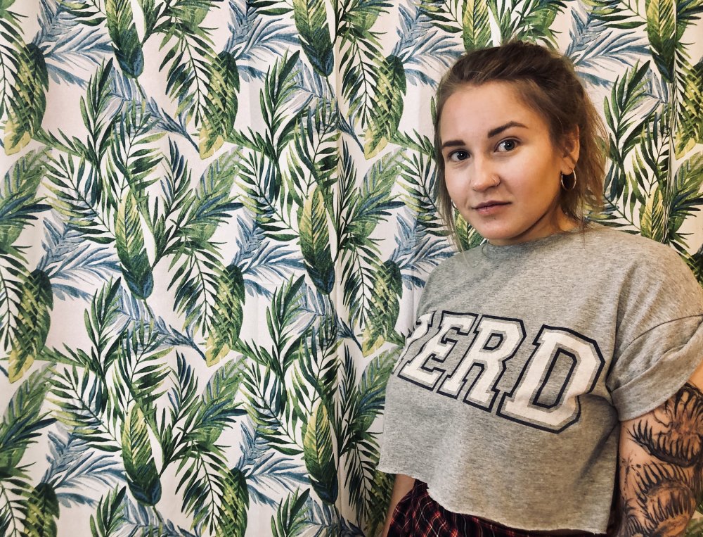 Lesley_star主播简介 | Stripchat