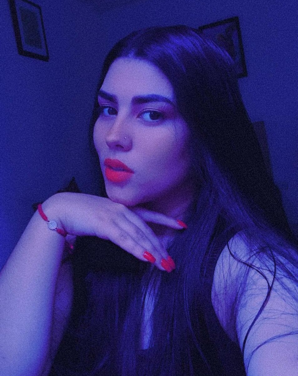 Adelle_owen Cam Model Profile | Stripchat