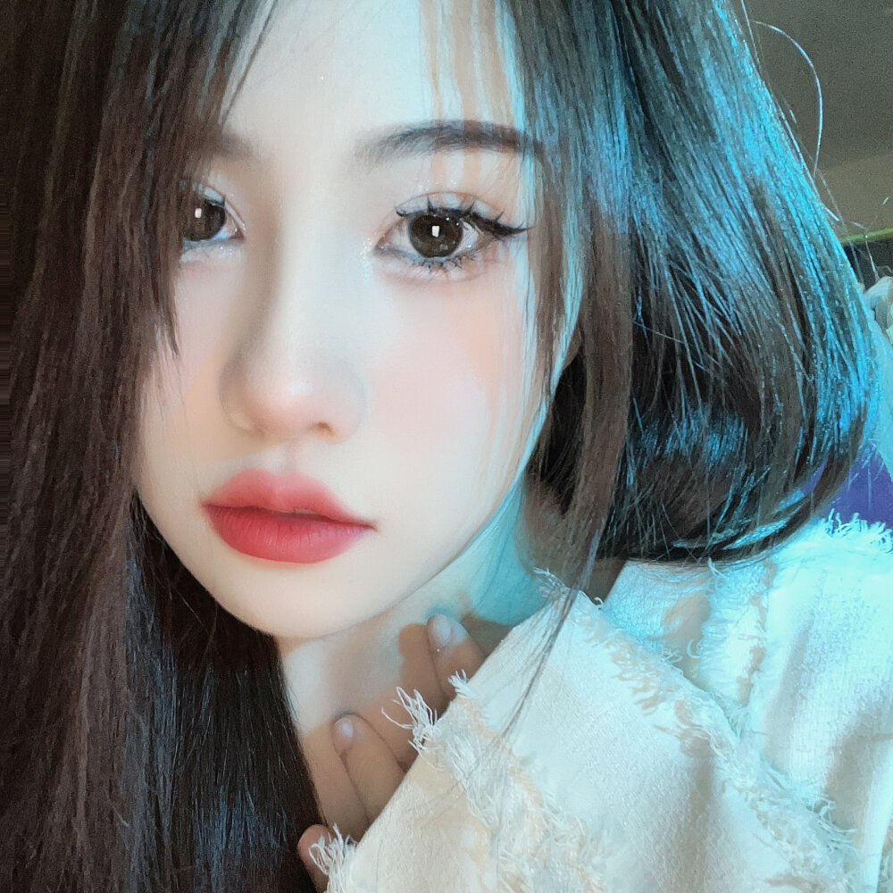 GeGe_yyds含裸照的性感照片墙 | Stripchat