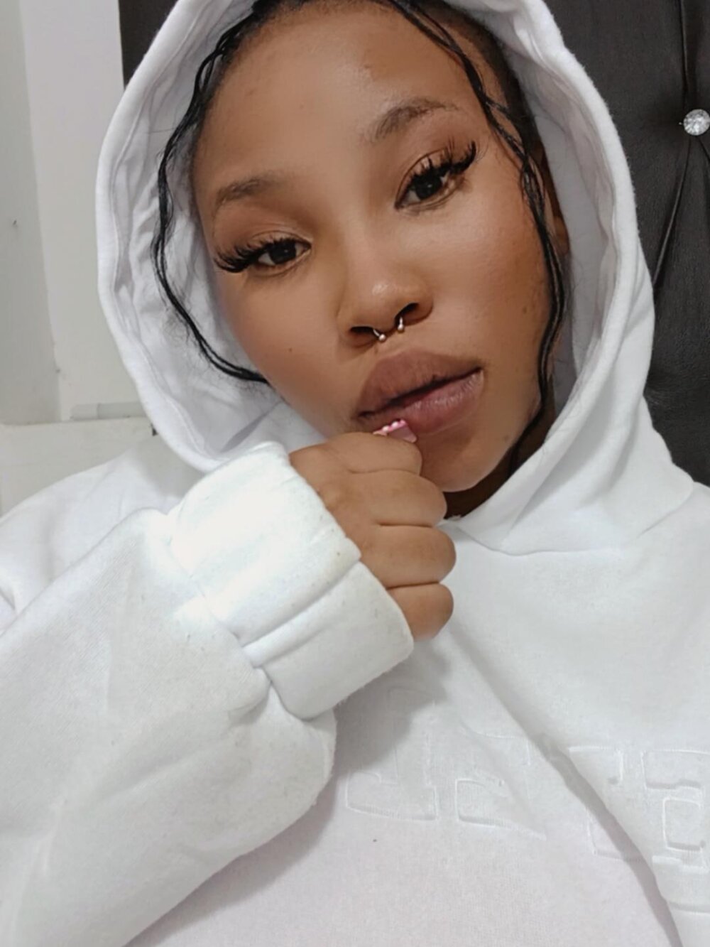 DrippinCaramelCutie Webcam Model Profile Mzansifun