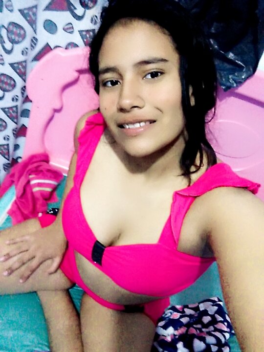 Sexi Girl Bg のキャスト：無料のライブセックス＆チャット Stripchat