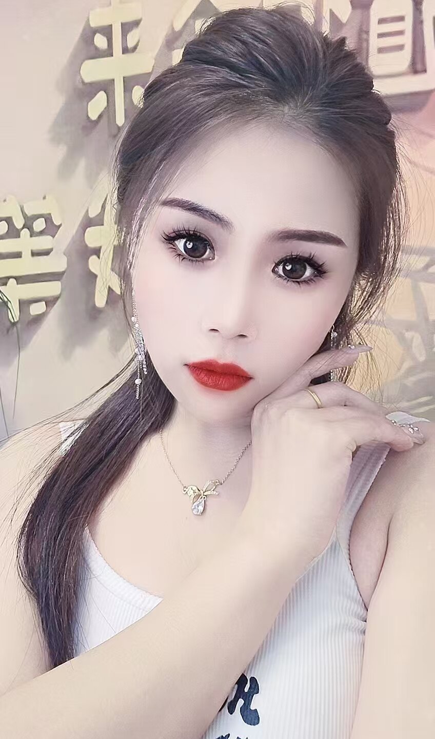 era_luoluo, 19 세 | StripZone 라이브 캠