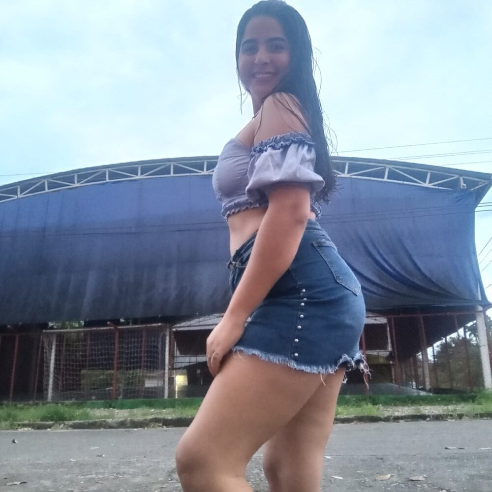 Gaby_Martinez_主播：免费直播性爱表演和聊天 | Stripchat