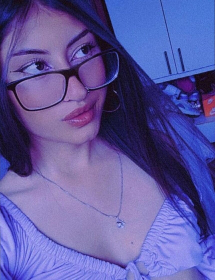 Miaa_thompson主播：免费直播性爱表演和聊天 | Stripchat